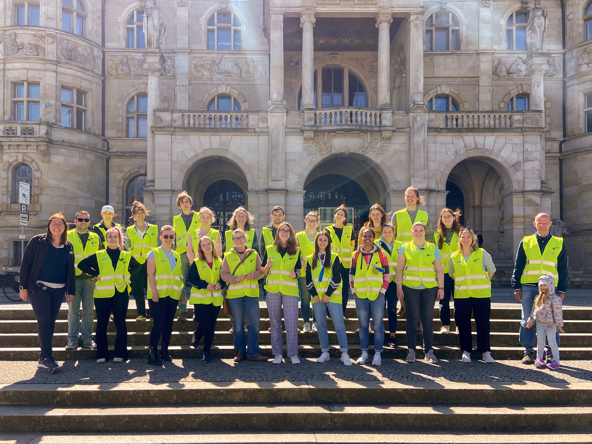 Studentenwerk Hannover: Studierende des »Hanover Helps e.V.« sind ...